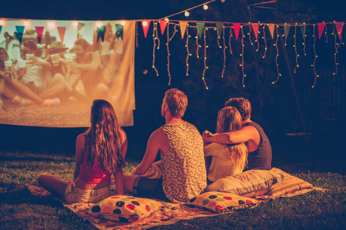 Backyard Screen Rental - Outdoor Movies | Inflatable Movie Screen Rentals